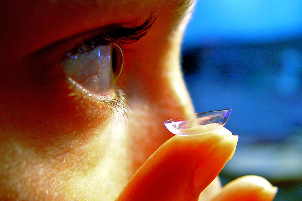 Contact lens fitting | Optom World